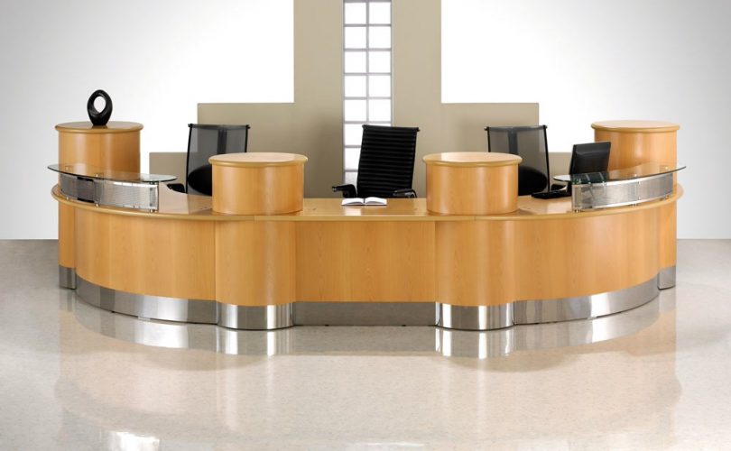 How To Choose The Office Reception Desk?
