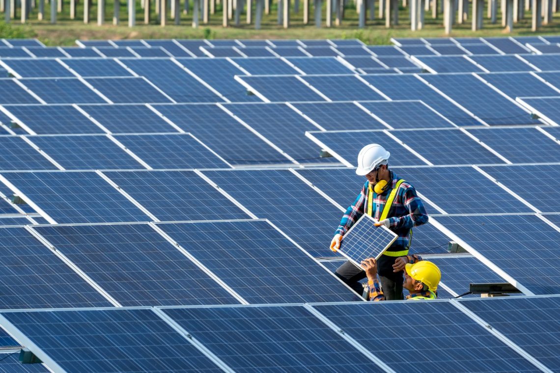 5 Most Common Uses of Solar Energy - Home Decor