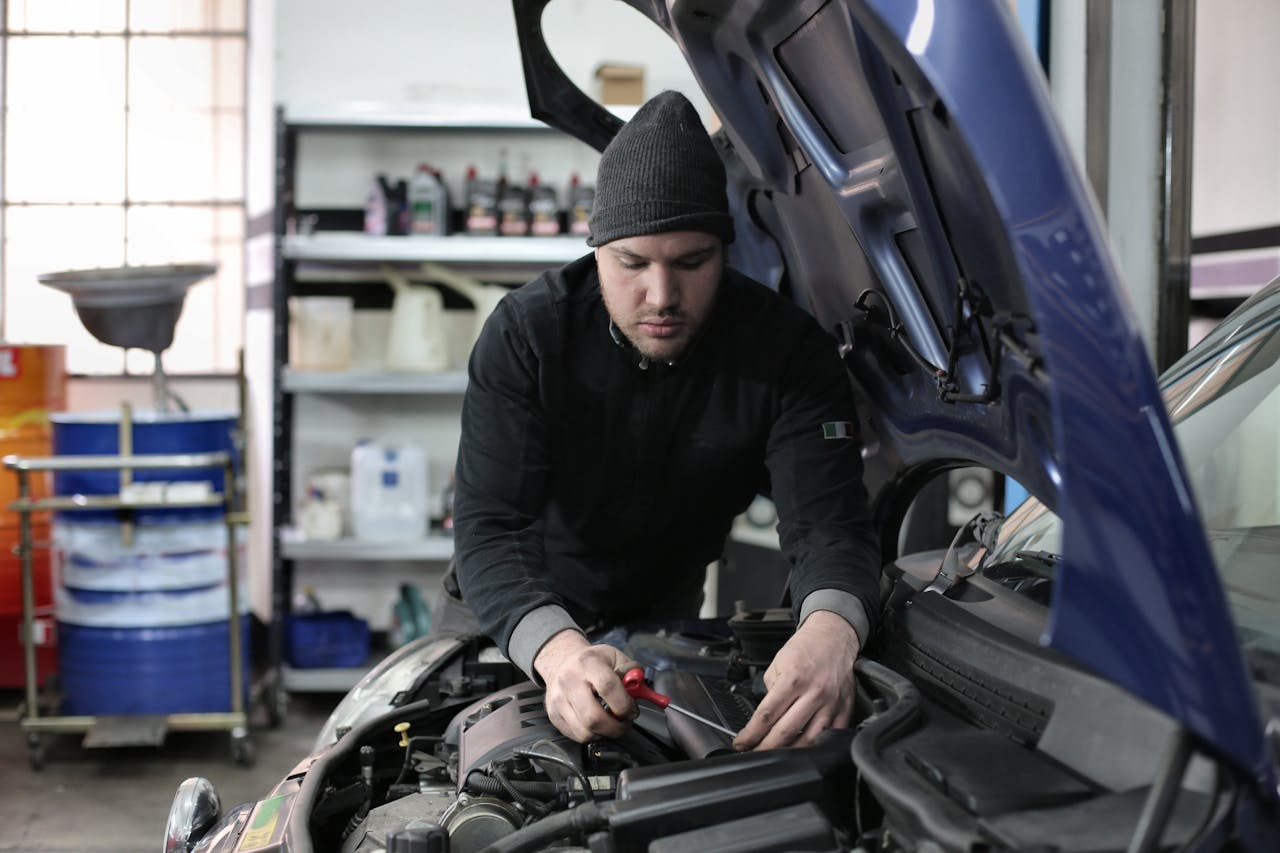 The Evolution of the Local Workshop: How the Role of a Mechanic in ...